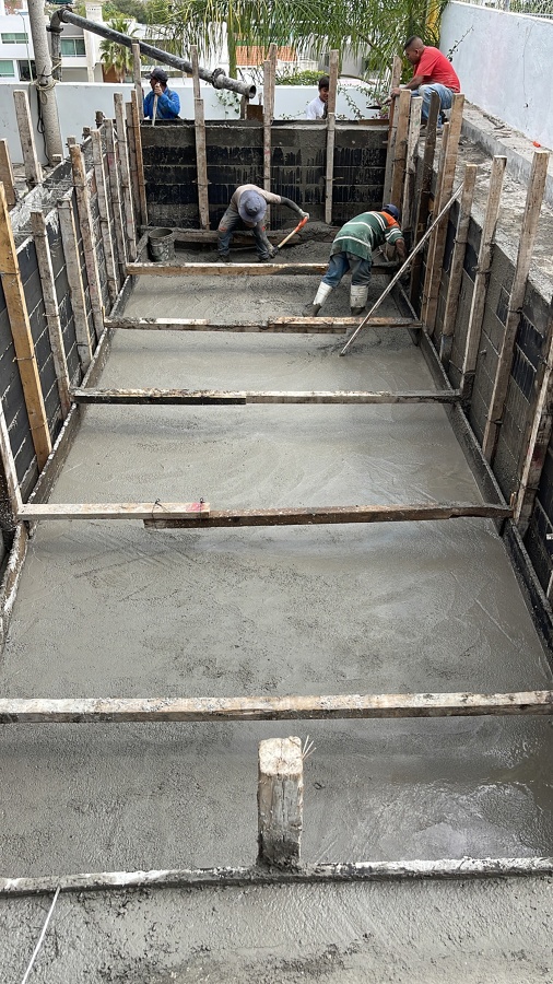 Foto: Alberca en Proceso de Ledezma Acabados #934634 - Habitissimo