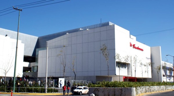 Foto: Etram Ciudad Azteca de Baustein Construcción S de RL de CV ...