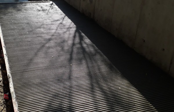 Foto: Construcción Rampa Vehicular. de Ing. Pablo Timal #329822 ...