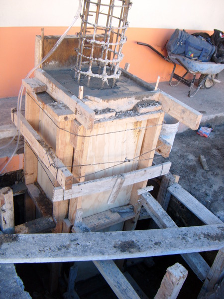 Foto: Armado de Columna Circular de Desarrolladora Ayr S.a De C.v ...