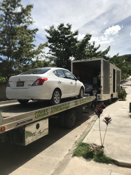 Foto: Autos sin Rodar de Transportes Y Mudanzas Edgar Vázquez #791401 ...