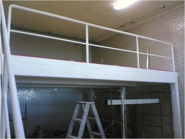 Foto: Elaboración de Tapanco Metálico de Mantenimiento Industrial ...