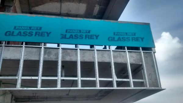 Foto: Instalación de Panel Densglass de Panel Rey de Tasos División ...