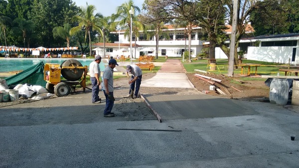 Foto: Banqueta de Constructora Ceballos #393713 - Habitissimo