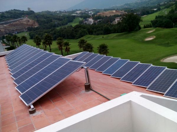 Foto: Sistema Solar de Hometek Naucalpan de Juárez #551083 - Habitissimo