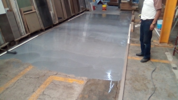 Foto: Terminación de Piso. de Luna Construcciones Y Mantenimiento ...