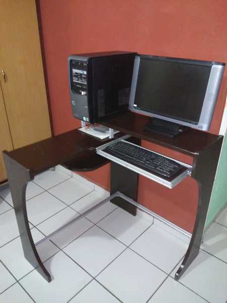 Foto: Mueble para Pc de Iván Alexio Badillo #563602 - Habitissimo
