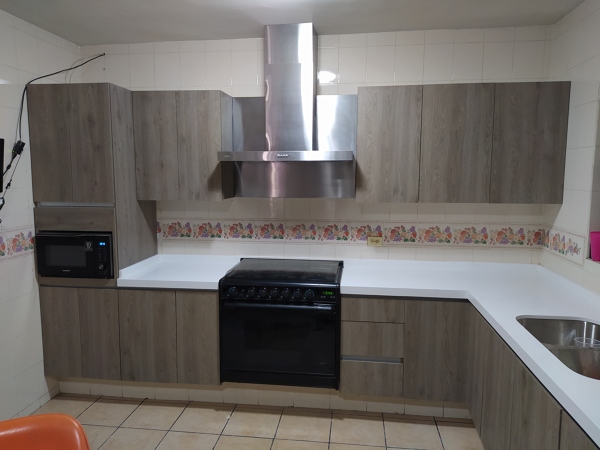 Foto: Cocina Fresno Bruma de Kitchens And More Designs #706856 ...