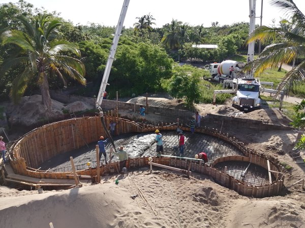 Foto: Colado de Alberca de Escala Proyectos Y Construcción #759796 ...