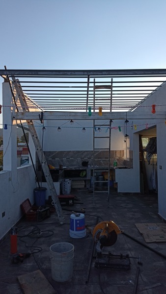 Foto: Tejaban de Estructuras Metálicas Y Albañilería En General Jm ...