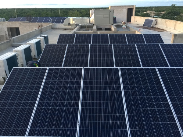 Foto: FV Mérida de Bcd Energy #728829 - Habitissimo