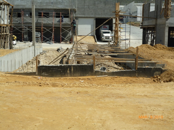 Foto: Andenes de Carga Bodegas. de Arq Cons #469640 - Habitissimo