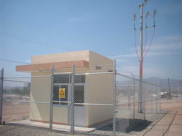 Foto: Cuarto de Controles Electricos. de Construcciones Industriales ...