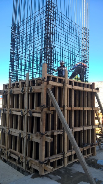 Foto: Armado Cubo de Elevador de Diseños Y Construcciones Del Parque ...