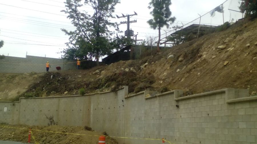 Foto: Talud Terminado de Mav Construcciones Y Servicios Baja #345856 ...