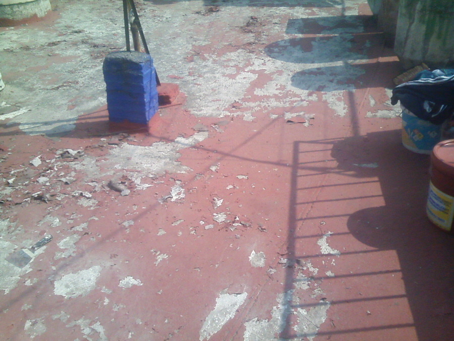 Foto: Despegado de Impermeabilizante Existente y Limpieza de ConstruMag ...