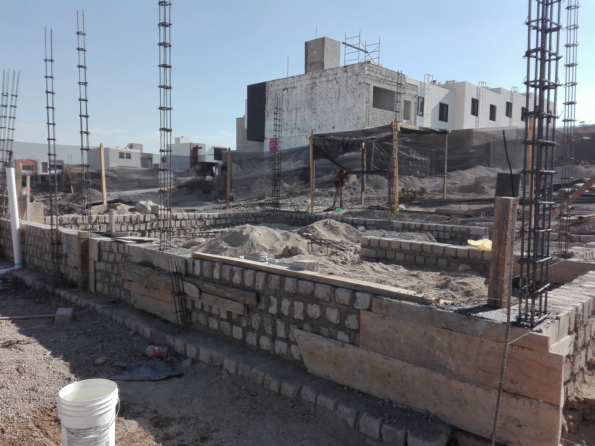 COLADO DE ZAPATAS Y DADOS