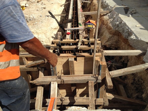 Foto: 2 Cimentación Dados con Anclas de Acero de Diseño Y Construcción ...