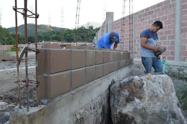 Foto: 4 Seguir Pegando Practiblocks de Practiblock #284438 - Habitissimo