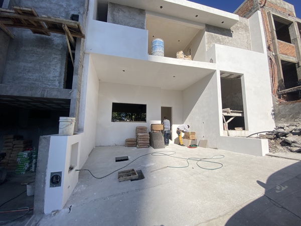 Foto: Acabados de Estuco en Fachada Principal de Arq. Norberto A ...