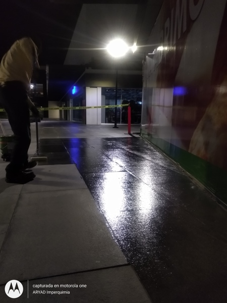 Foto: Aplicación de Guardquim Epoxi 430 Clear de Aryad Imperquimia ...