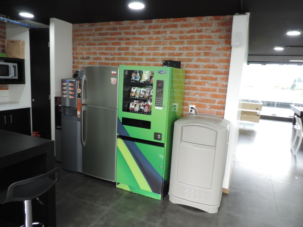 Foto: Área de Snacks. de A. Ollin Arquitectos #400245 - Habitissimo