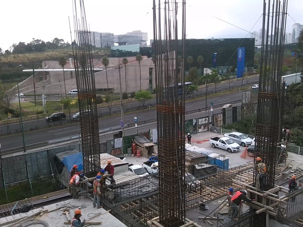 Foto: Armado de Columnas Coladas en Sitio de A + A #291738 - Habitissimo