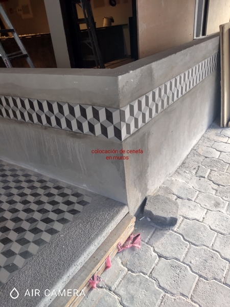 Foto: Cenefa de Costruciones Y Acabados Mondragon #469087 - Habitissimo