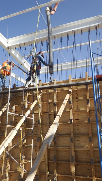Foto: Colado de Muro Contrafuego de Constru-Planes #360678 - Habitissimo
