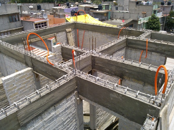 Foto: Colados de Trabe y Cimbras para Losa de Sarquitec Taller De ...