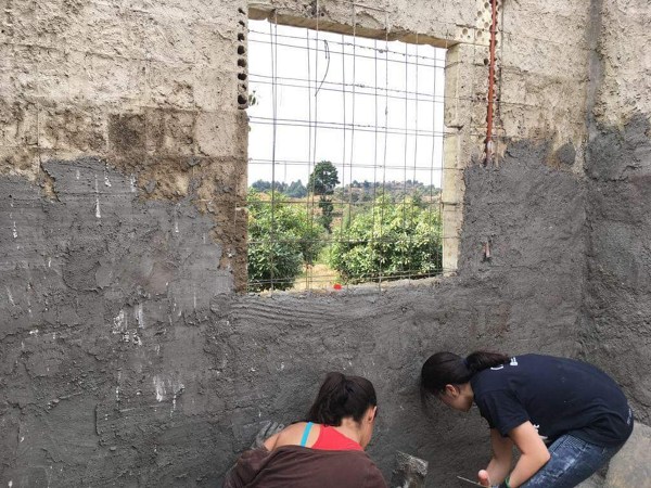 Foto: Colocación de Aplanado de Taller Senkali #493069 - Habitissimo