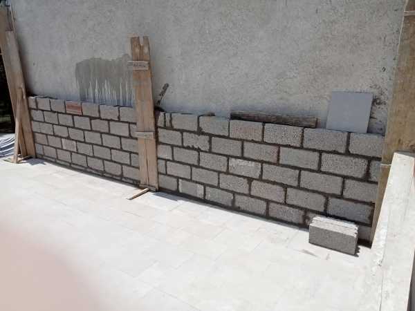 Foto: Colocación de Muro de Block Junto con Colado de Castillos de Jb ...