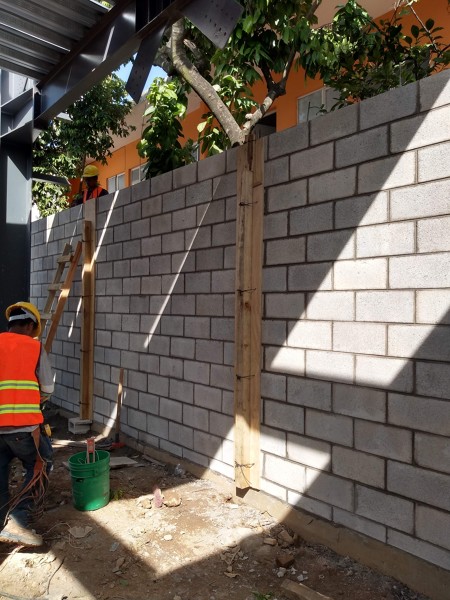 Foto: Construcción de Muros Aparentes de ALGER CONSTRUCTORA #565558 ...