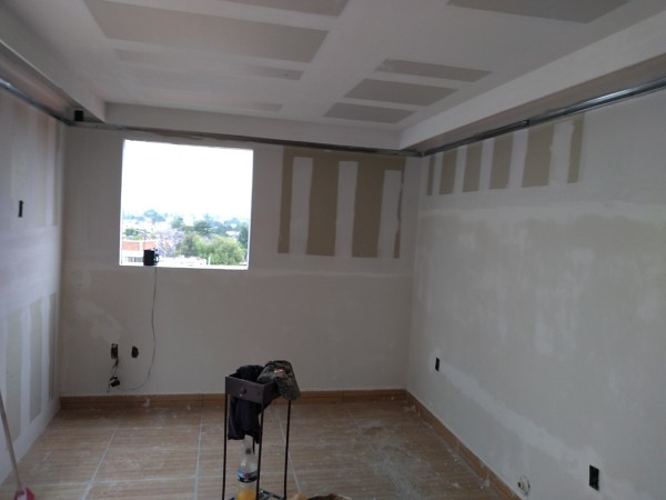 Foto: Construcción de Platabandas con Luz Indirecta de CN&C #659835 ...