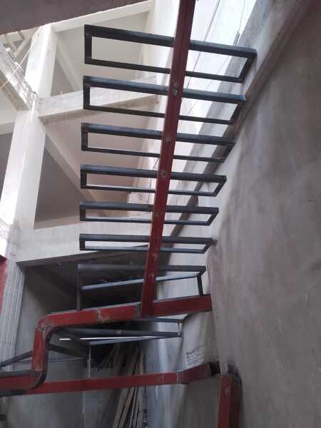 Foto: Escalera Herrería Peldaños de Ms Arquitectura Integral #1026592 - Habitissimo