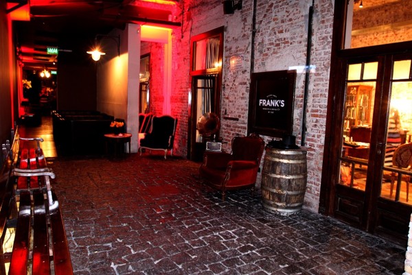 Foto: Franks-Bar-2-1024x685 #99414 - Habitissimo