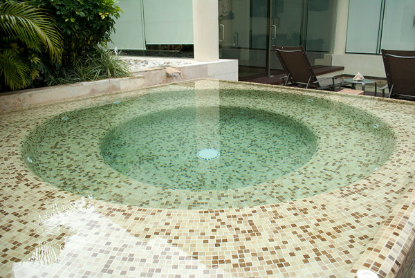 Foto: Jacuzzi de Ruiz Parra Arquitectos S. A. de C.V. #274398 - Habitissimo