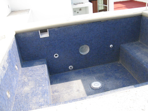 Foto: Jacuzzi de LOOK ARQUITECTOS SOLUTIONS #645553 - Habitissimo