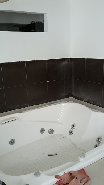 Foto: Jacuzzi Ultimos Detalles de Grupo Constructivista Dica #172107 ...