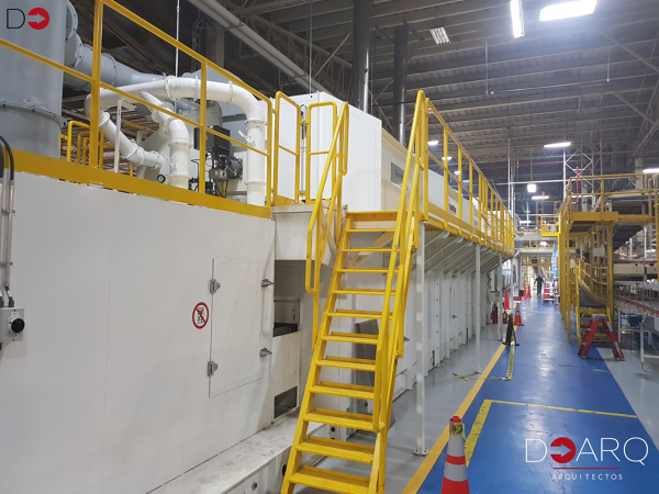 Foto: Lateral Plataforma de DOArq Arquitectos #307397 - Habitissimo