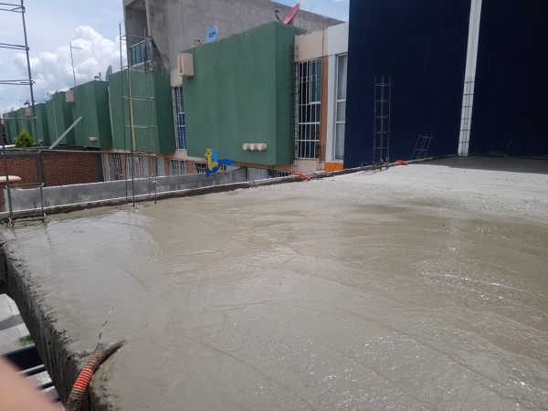 Foto: Losa Terminada de Urbanisto Y Construcción Cisneros #686804 ...