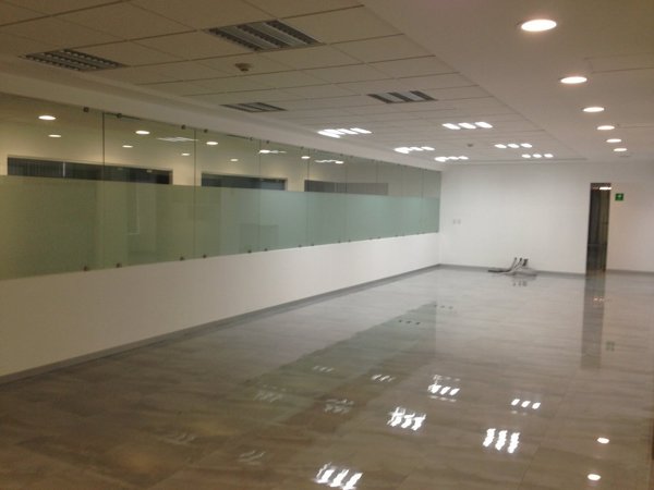 Foto: Luminarios Led en Gabinete T5 y Redondos de Led Extraplanos de N ...