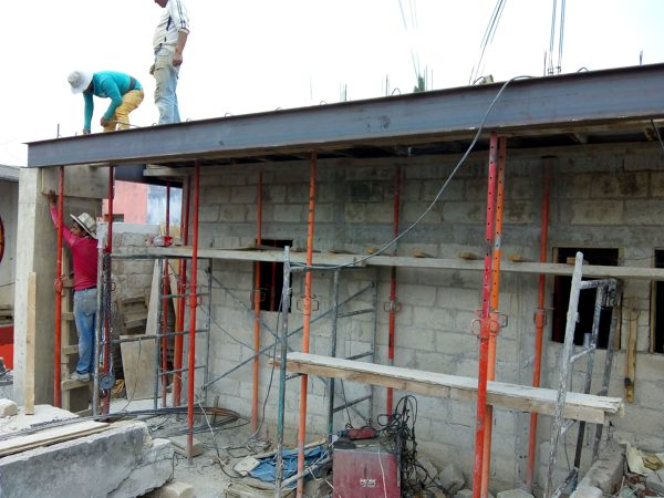 Foto: Montaje de Viga Ipr de Poysmec S.a. De C.v. #557728 - Habitissimo