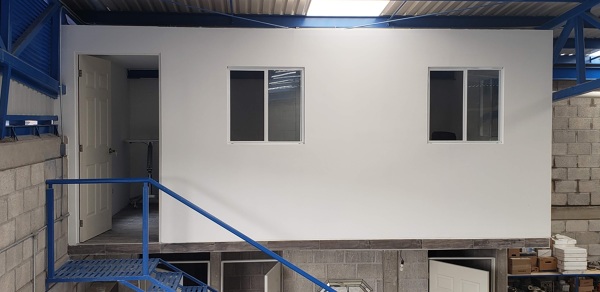Foto: Oficina en Bodega Industrial de Fraga Arquitectos #788371 ...