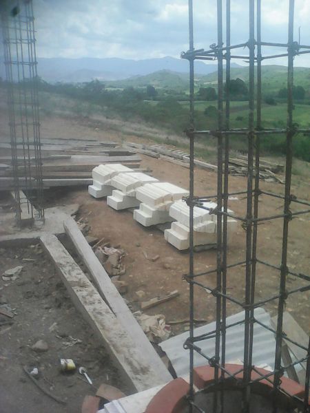 Foto: Preparación de Bases y Capiteles para Columnas de Painter´s ...