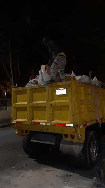 Foto: Retiro de Escombro en Camión de 2G Arquitectos #826130 - Habitissimo