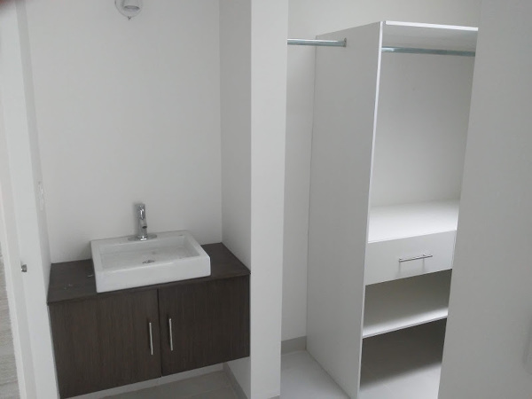 Foto: Vestidor de GRUPO LANDCO #767629 - Habitissimo